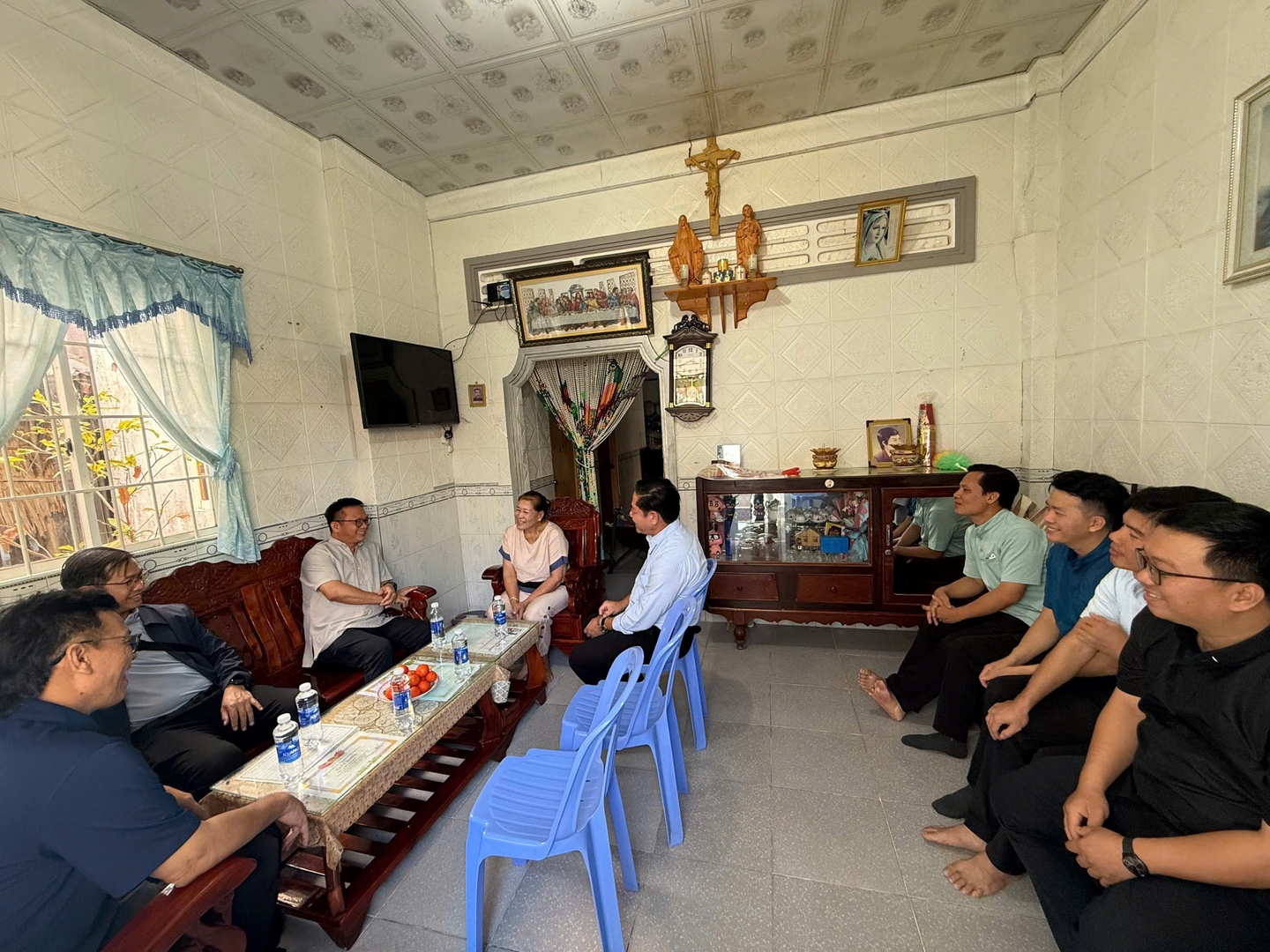 Chuyến Kinh Lý của Cha Giám Tỉnh và Ban Cố Vấn Tại Điểm Sứ Vụ Hòn Tre ...