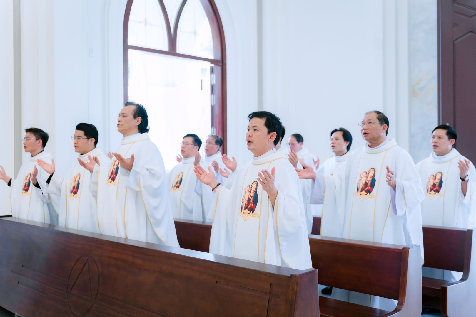 Thánh Lễ Giỗ Cha Cố Antôn Maria Phan Sĩ Nguyên (45 Năm) Và Cha Cố Phêrô ...